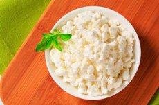 Cottage cheese for constipation: does it help or constipate, and what ...